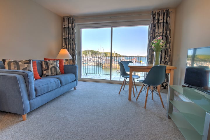 St Michael - Harbour Side Apartment - Falmouth