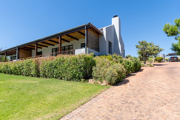 'Tagas' - Two-bedroom Suite On A Stellenbosch Farm - Stellenbosch