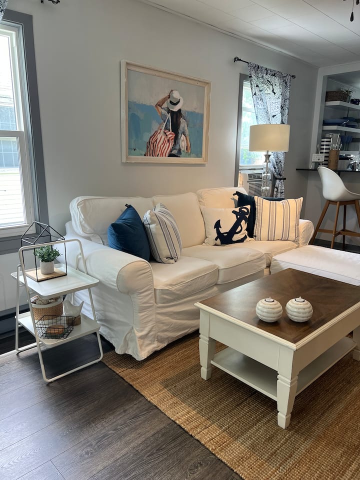 Cozy Cottage Beach Retreat - Fort Érié