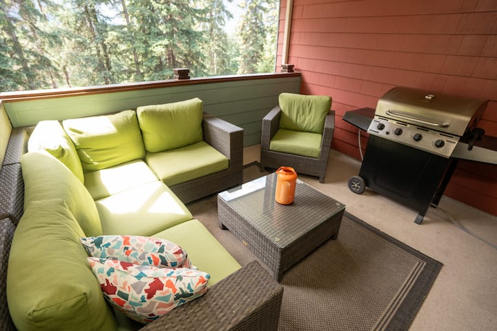 Private Deck★south Sun★pool★hot Tubs - Canmore