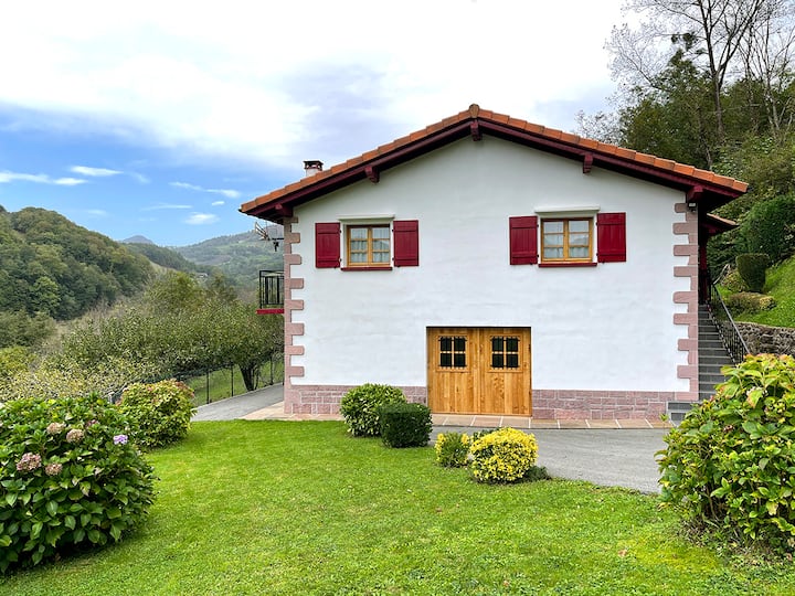 Casa Rural Larrapil - Zugarramurdi