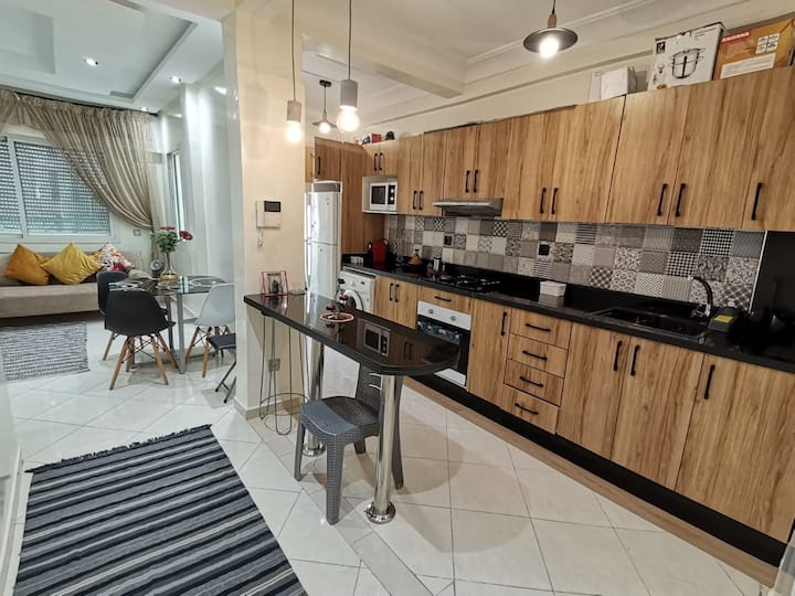 Bel Appartement Calme Moderne Entièrement Rénové - Casablanca