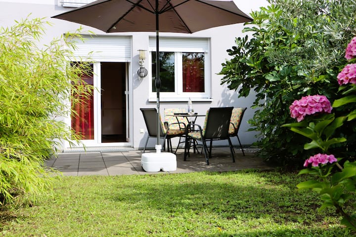 Schöne 2 Zimmer Wohnung 60qm Darmstadt Mit Garten - Griesheim