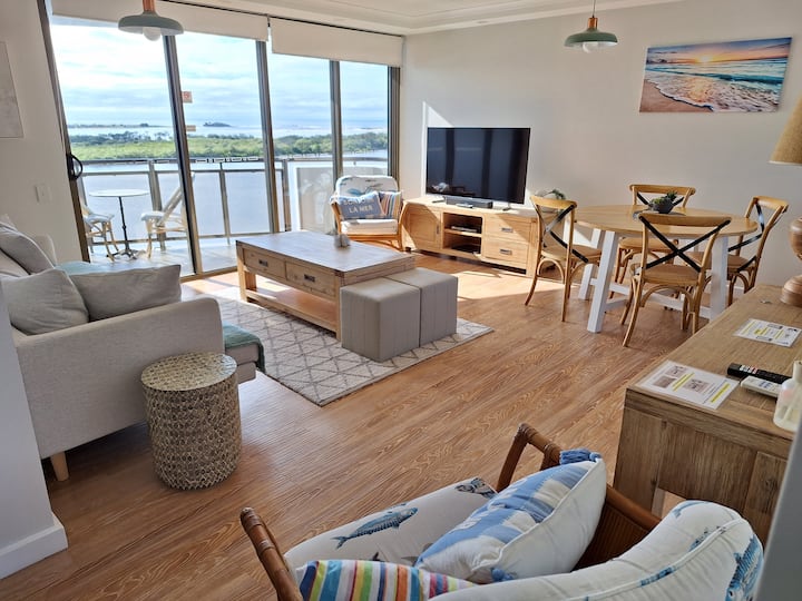 Heated Pool & Spa - Winter Swimming - Sunshine Coast Airport