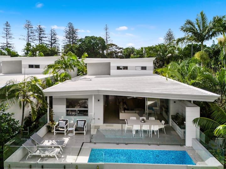 Fat Frogs - Luxury Home With Private Heated Pool - Byron Bay