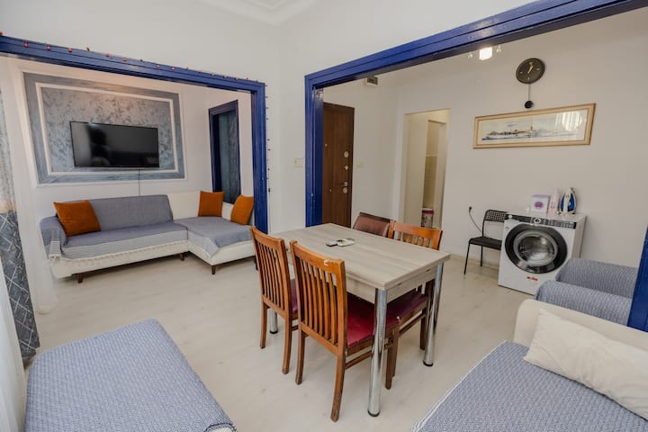 Cozy And Cheap Apt. In Hagia Sophia Near The Sea. - Istanbul
