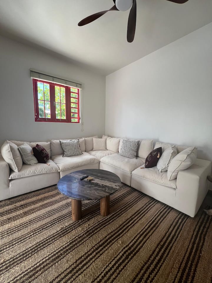 Beachfront Villa With Pool In Ocean Park - San Juan