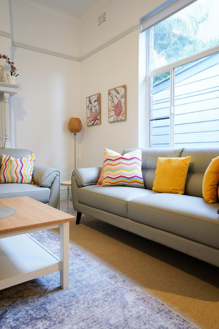 *Heart Of Coogee*-semi 2 Bed Federation House-ac - Coogee