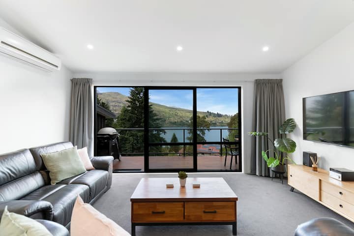 Lake & Mountain Views On Quartz - 皇后鎮