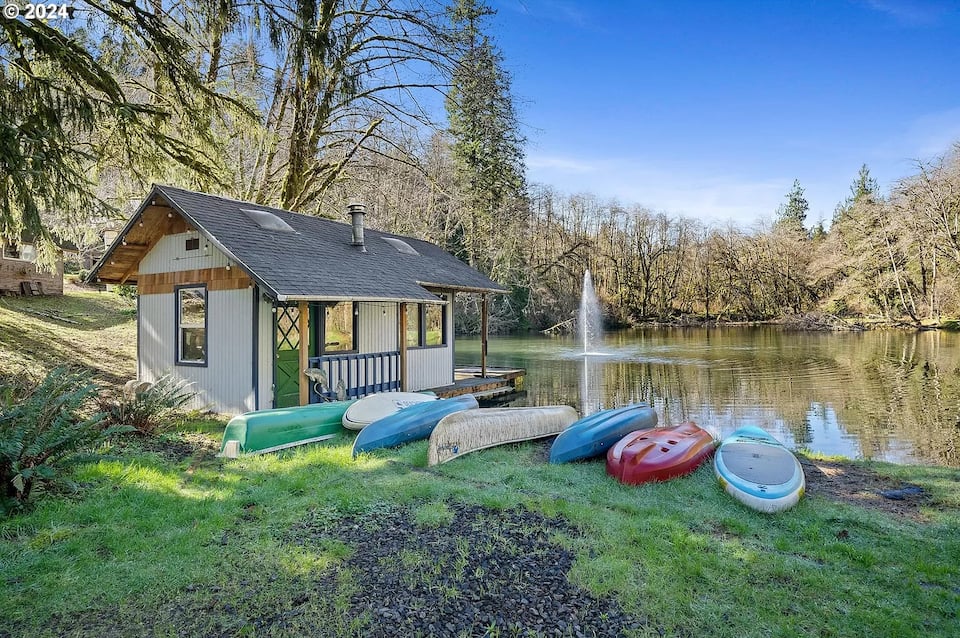 Oregon Cabin Vacation Rentals - United States | Airbnb