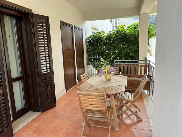 Central &Comfortable For 2 Families - San Vito Lo Capo