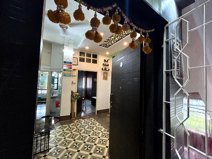 Cozy Flat In Park Street Kolkata - Howrah