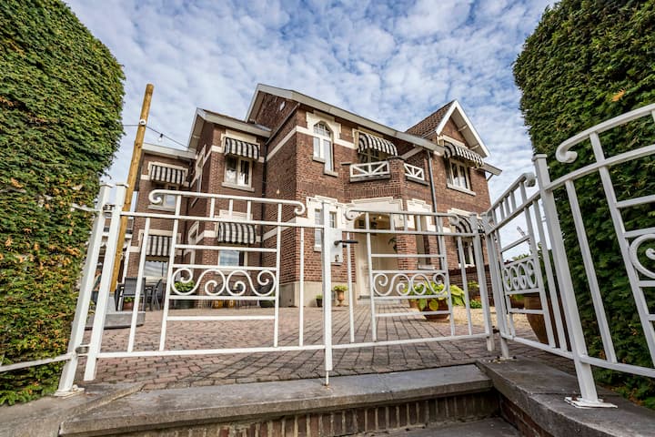 14p | Sauna + Infrarood | Tuinterras Met Ofyr - Maastricht