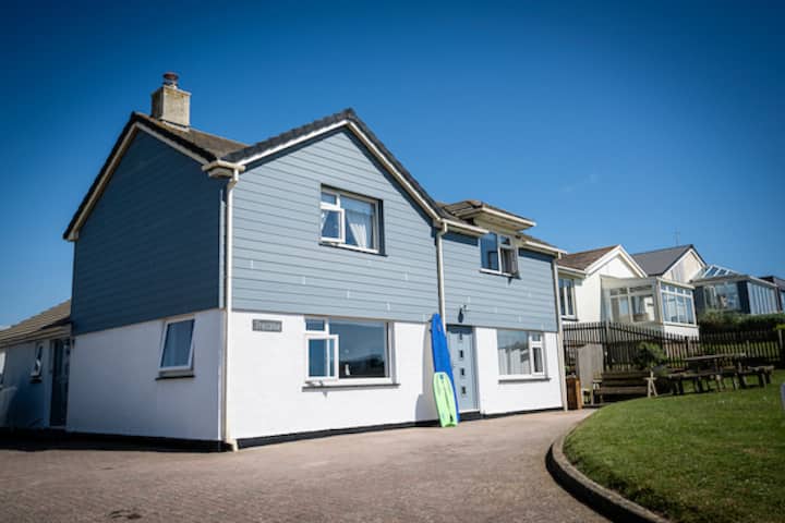 Beach House, Widemouth Bay, Cornwall, Sea Views! - Bude
