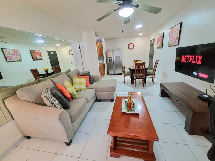 1 Bdrm Ave. Balboa - Panama City