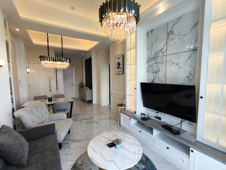 Super Penthouse St.moritz Apartment Lippomall Puri - Jakarta