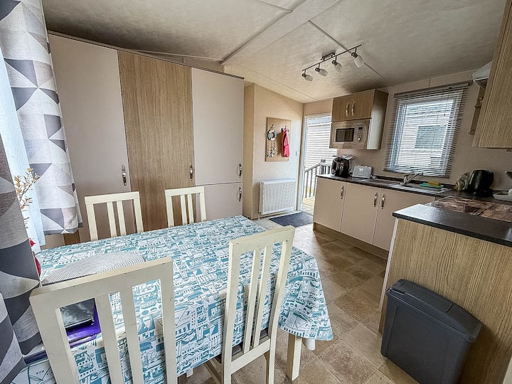 Luxus-wohnwagen Mit 6 Schlafplätzen Mit Vollem Meerblick Und Atemberaubendem Blick, Ref. 32069 - Lowestoft
