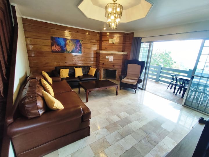 Overlooking Baguio Unit 1 Bonfire W/ Parking - バギオ