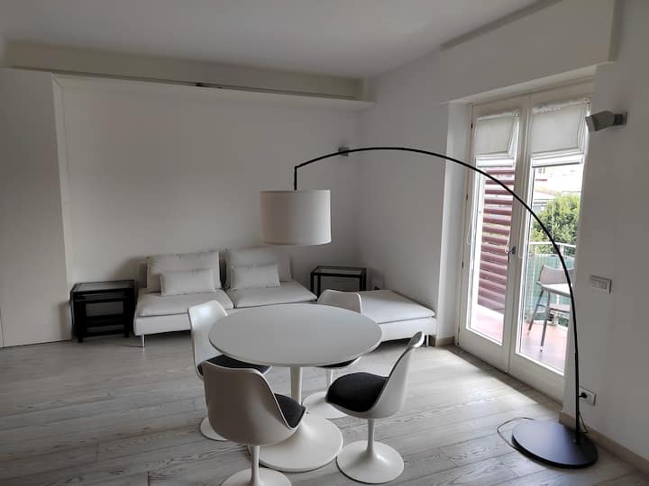 Appartamento Milano Zona City Life Vicino M1 M5 - Milão