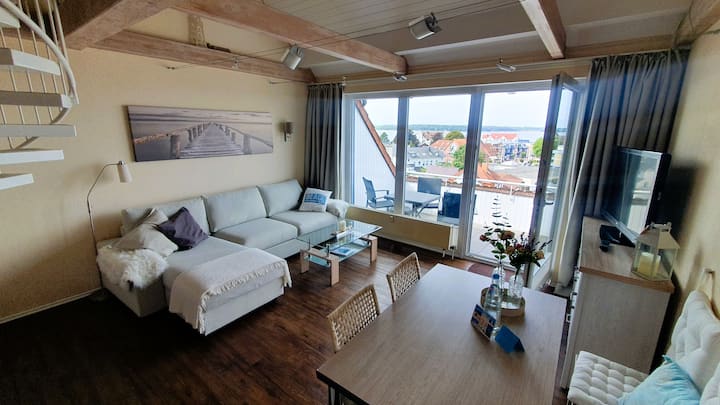 Laboe -Modernes Appartement, Atemberaubender Blick - Altenholz