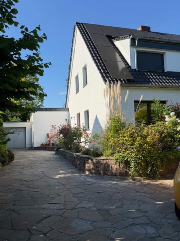 Appartement Fußläufig Zur Messe Und Flughafen - Düsseldorf