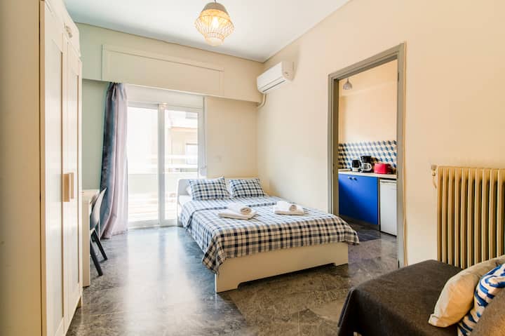 A9 Studio@ Heart Of Neapoli. Luminous & Acropolis - Athens