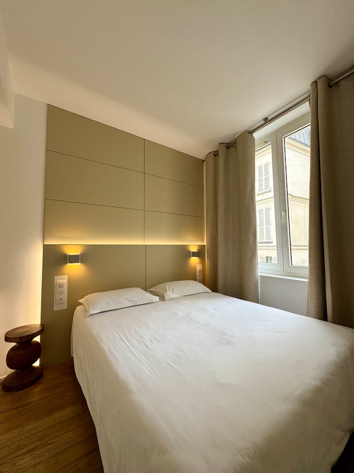 2 Pieces Au Coeur De Montorgueil - Paris