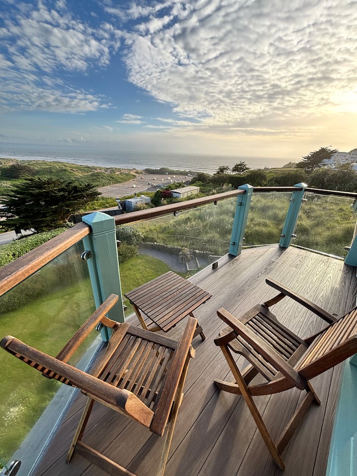 Perfect Location Above Saunton Sands, Apt 3 - Woolacombe