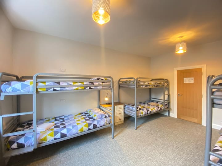 Carlingford Hostel Private Room Sleeps 6 (#03) - Carlingford