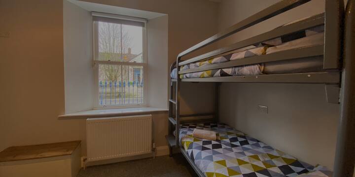Carlingford Hostel Private Room Sleeps 2 (#01) - Carlingford