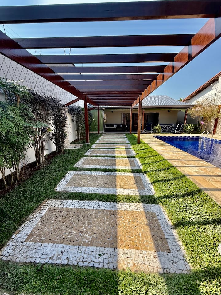 Casa Confortável Praia De Pernambuco - Guarujá