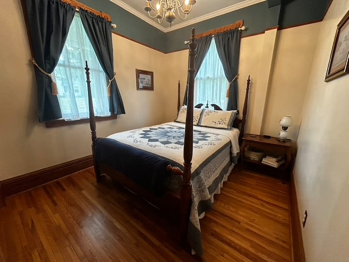 Dr. Combacker’s 1880s Home For 2–main Floor Only - Center City, MN