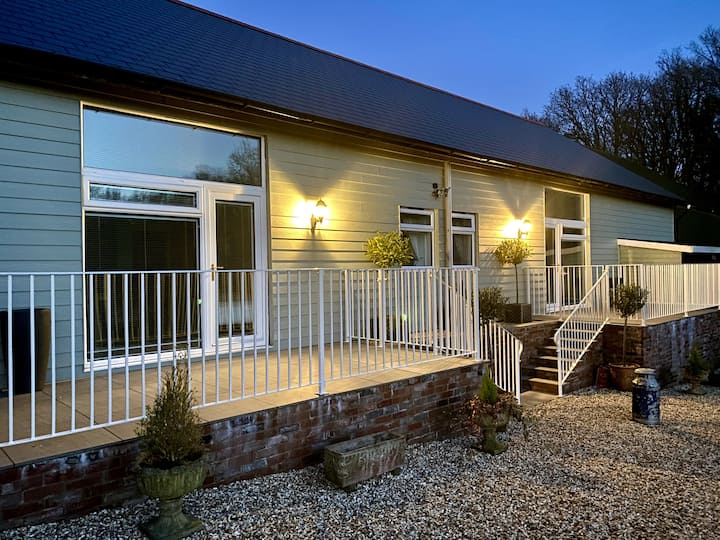 Buzzard View Lovely Farm Stay In The New Forest - Brockenhurst