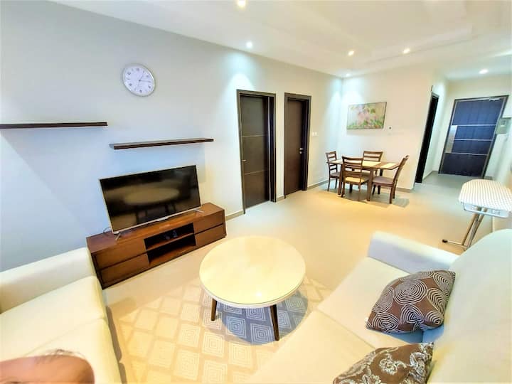1 Bedroom Apartment With Balcony (Unit 904) - Muskat