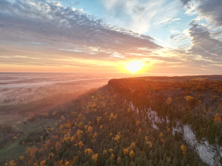 Luxury Suite ~ Country Escape - Burlington