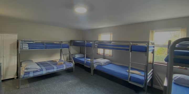 Carlingford Hostel Private Room Sleeps 8 (#07) - Carlingford