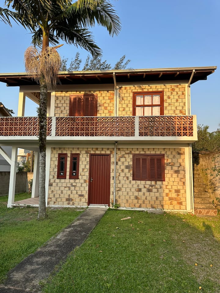 Sobrado Térreo 100 Metros Da Praia -F20 - Garopaba