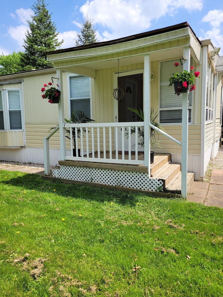 A Happy Place - Resort Living - Fergus