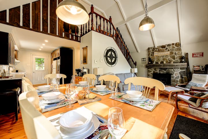 "The Sweet Escape" Chalet Douce Evasion St Adolphe - Laurentides