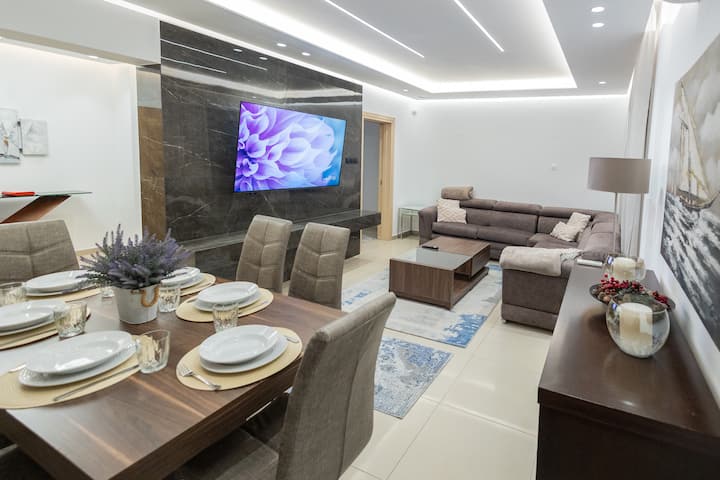 Lap Of Luxury - Limassol