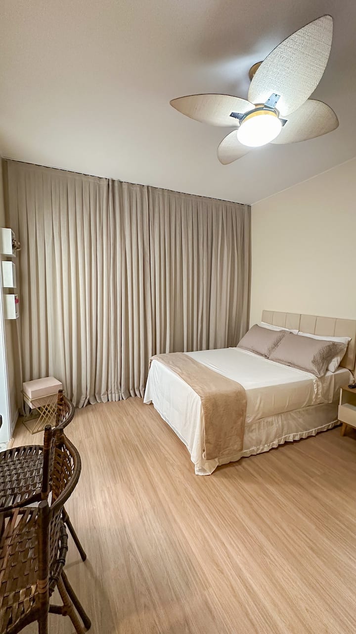 Apartamento 200m Da Praia Localização 5 Estrelas - Ipanema