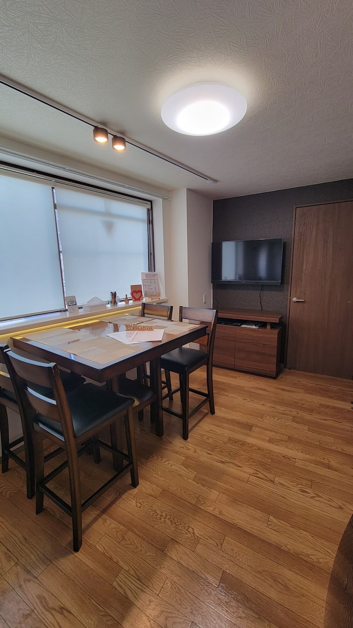 3階2ルームコンドミ二アム。羽田空港より30分。みなとみらい、中華街、鎌倉観光に。 - 미나토미라이