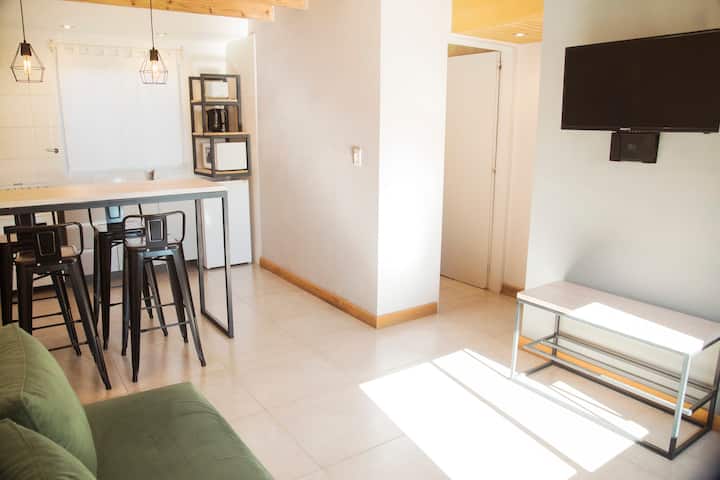 Apartamento Con Cocina Ideal Para 2 O 5 Personas. - El Calafate