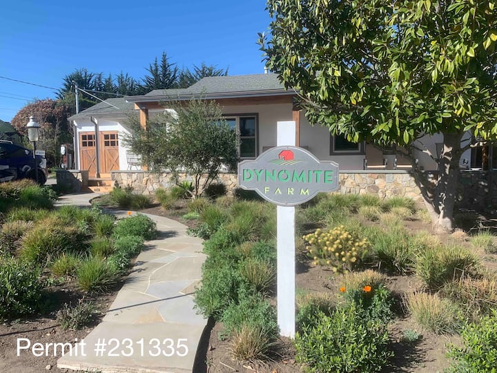 Urban Flower Farm & Homestead. Amazing Stay! - Capitola, CA