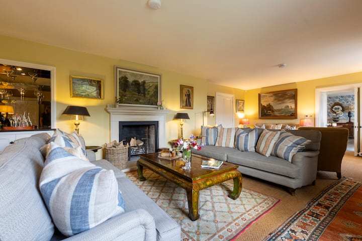 Telfit Farm, Richmond, Yorkshire Dales. Sleeps 22. - Leyburn
