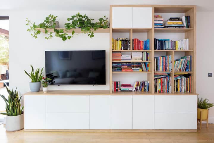 A 3-bedroom Flat With Gardens In Hampstead - London South Bank University