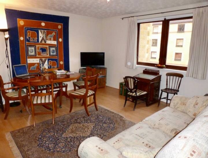 2 Cheerful Rooms In Private Apartment With Parking - Edimburgo