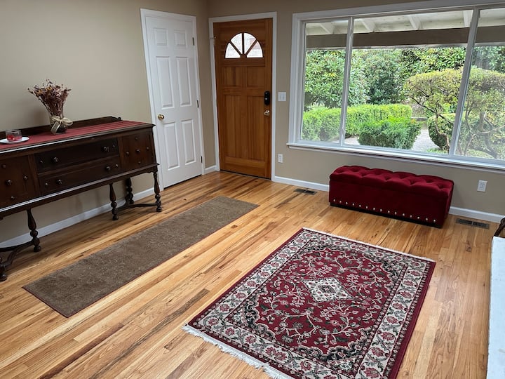 4-bd 2-ba Kirkland Home Mins To Microsoft/g00gle - Redmond, WA