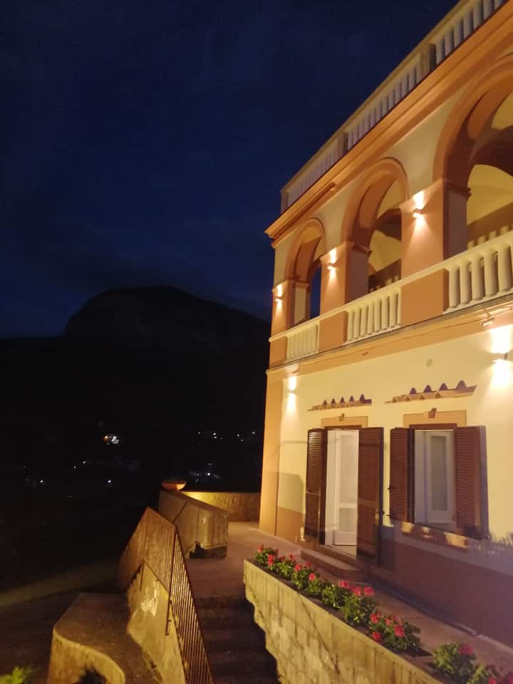 Collywood - Piano di Sorrento