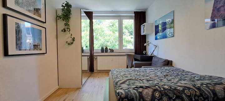 Ruhiges Apartment Nähe Rudolfplatz/zülpicherplatz - Köln